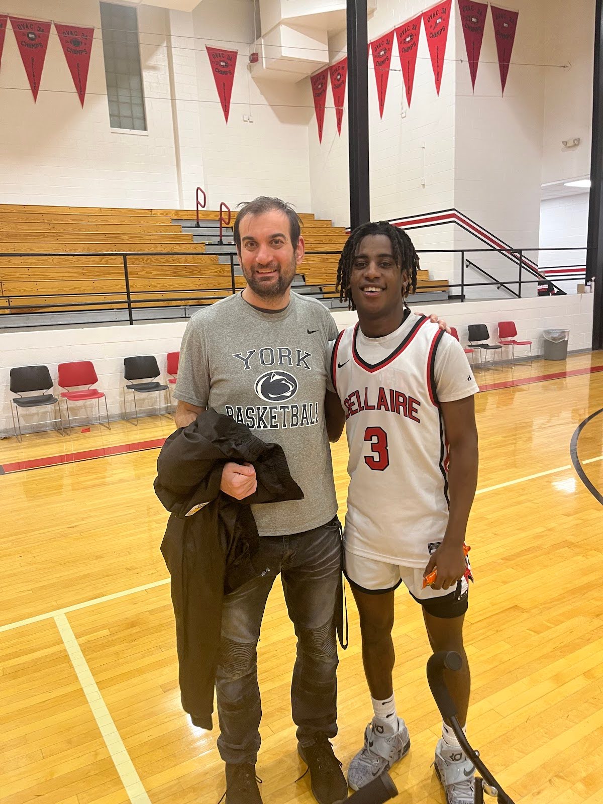 Team 304 ⋆ AAU Youth Basketball